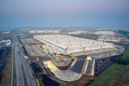 Amazon Opens First Canadian XL Items Warehouse - Connect CRE Canada